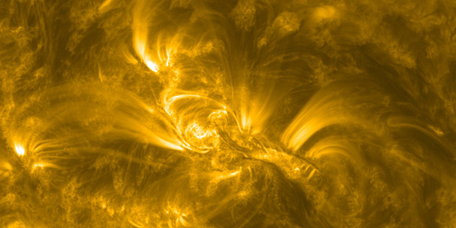 Happy New Year! Celebrate with an M7.1 solar flare! | SpaceWeatherLive.com